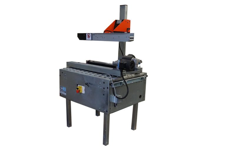 Machine d'occasion - Fermeuse de caisses SOCO T10